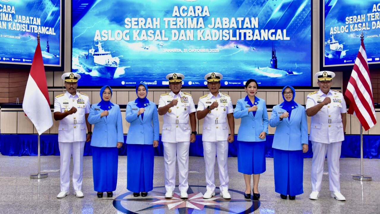 Profil Laksma TNI Mulyatna Resmi Jabat Aslog KSAL yang Baru